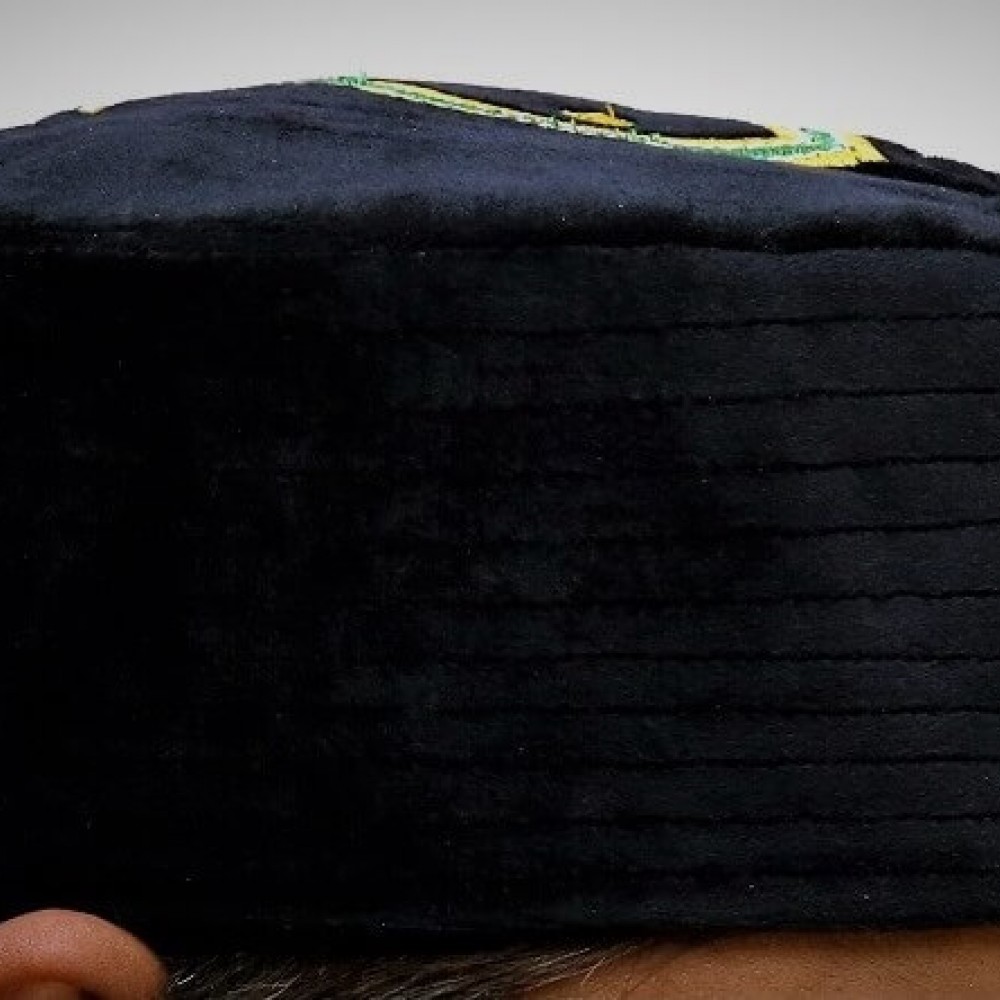 Black Nalain Kufi Cap – Velvet Hat Embroidered with Prophet’s Blessed ...